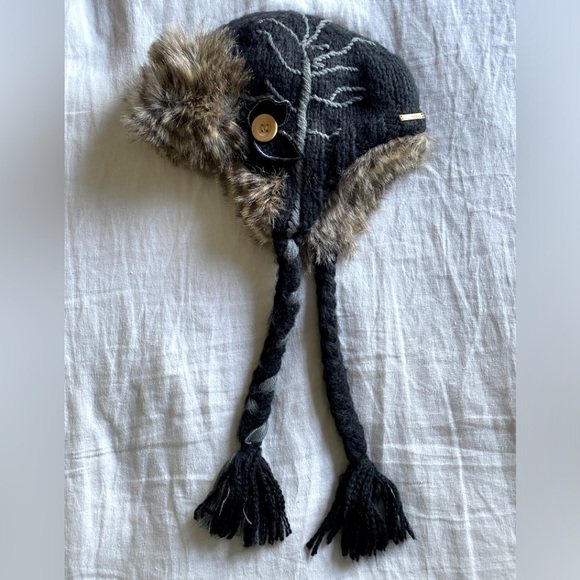 Nobis | Accessories | Nobis Black Wool And Faux Fur Trapper Hat One ...